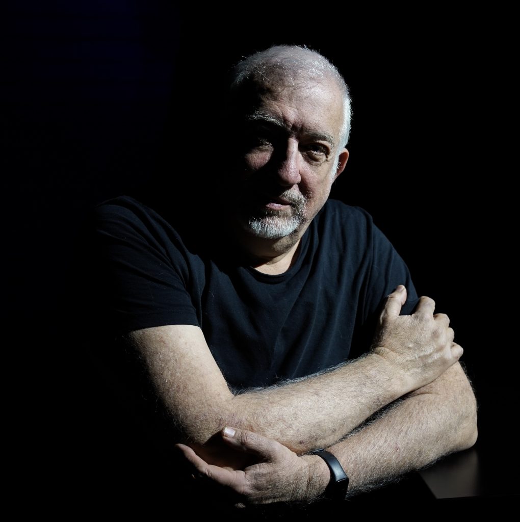 Obscura Editorial anuncia para octubre la novela LA CASA DE LOS CIEN ...